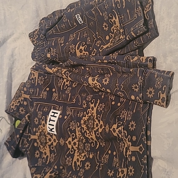 Kith | Matching Sets | Kith 2 Piece Sweatsuit Excellent Condition | Poshmark